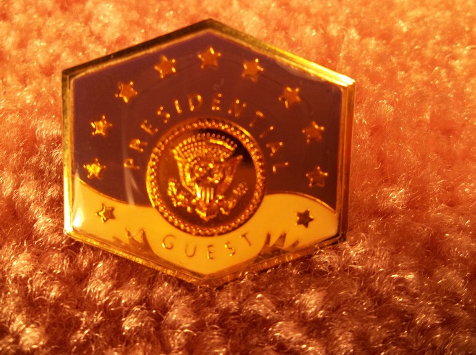 PRESIDENTIAL GUEST PIN, WHITE HOUSE, CAMP DAVID, OTHER SITES, SERIAL ...