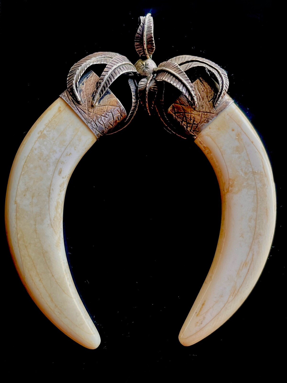 Antique Navajo Sterling Boar Tusk Necklace Pendant - Gem