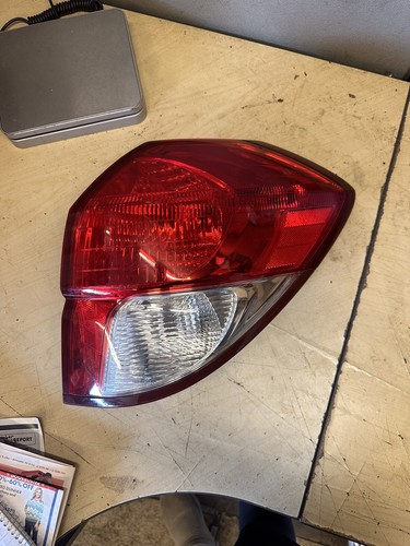 2010-2014 Subaru Outback Rear Right Passenger Side Tail Light Lamp ...