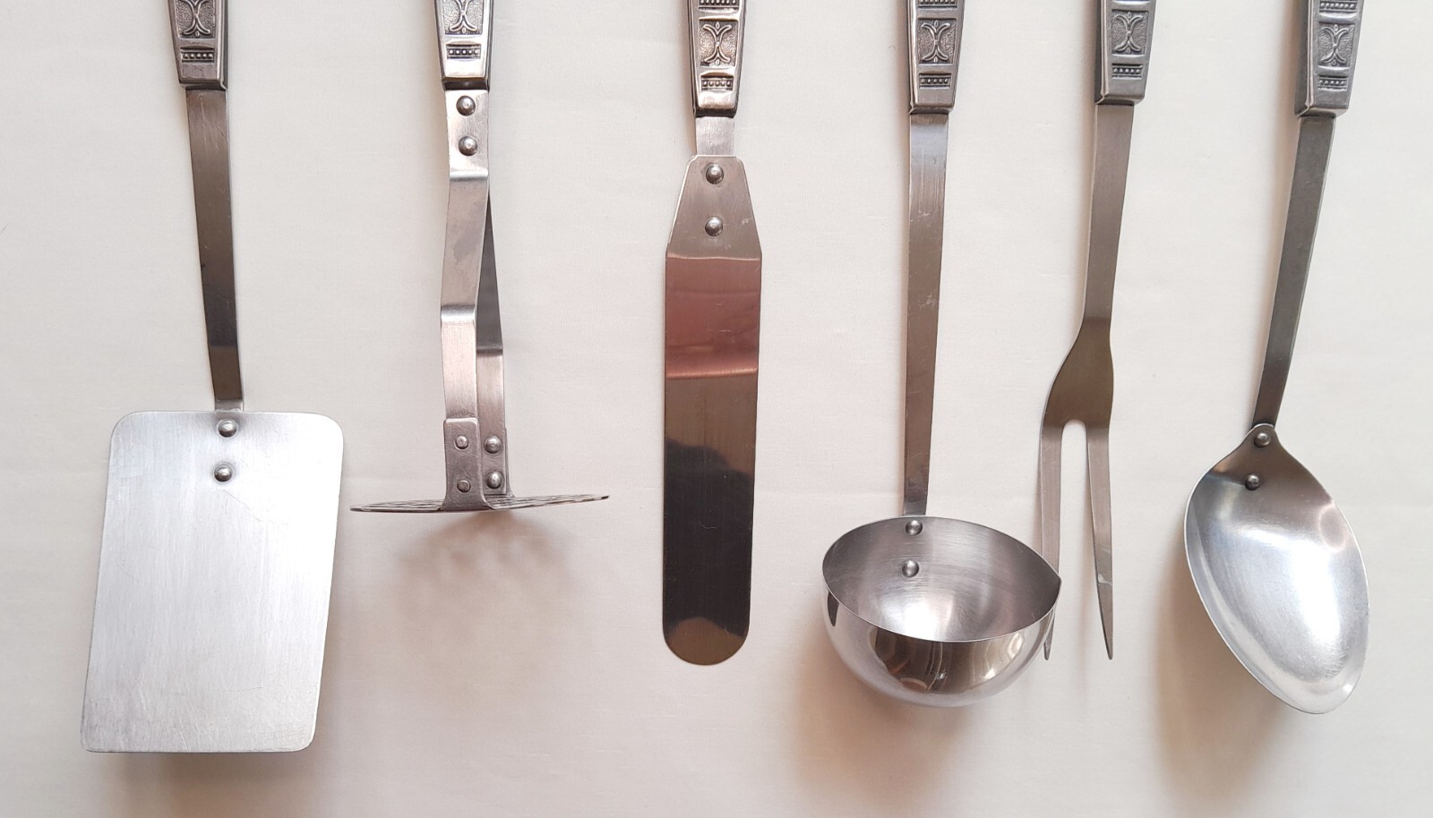 6 kitchen utensils 1970s embossed scrolls slice masher palette ladle ...