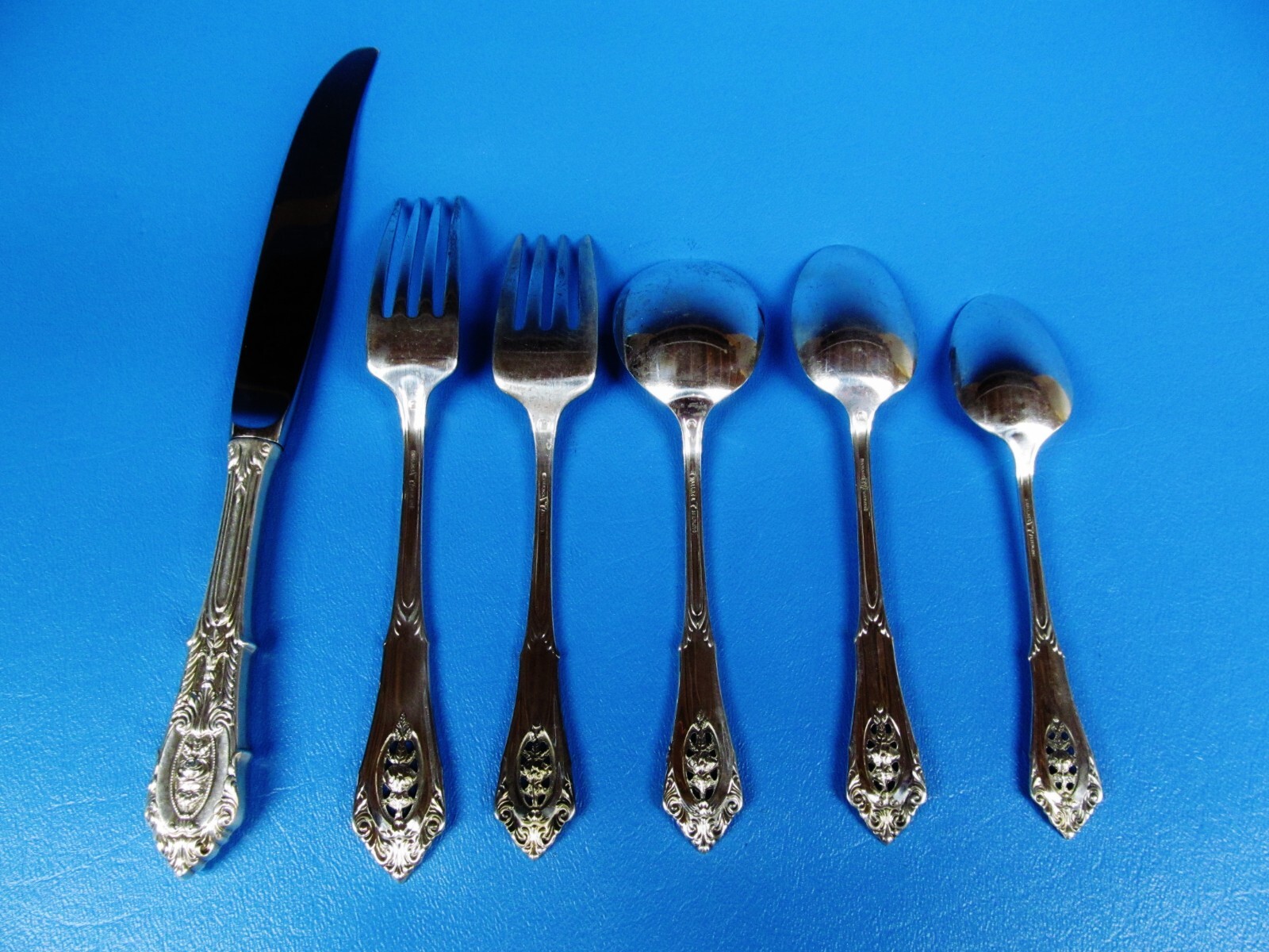 Rose Point by Wallace. Gorgeous Sterling Silver Flatware. 78 Pie ...