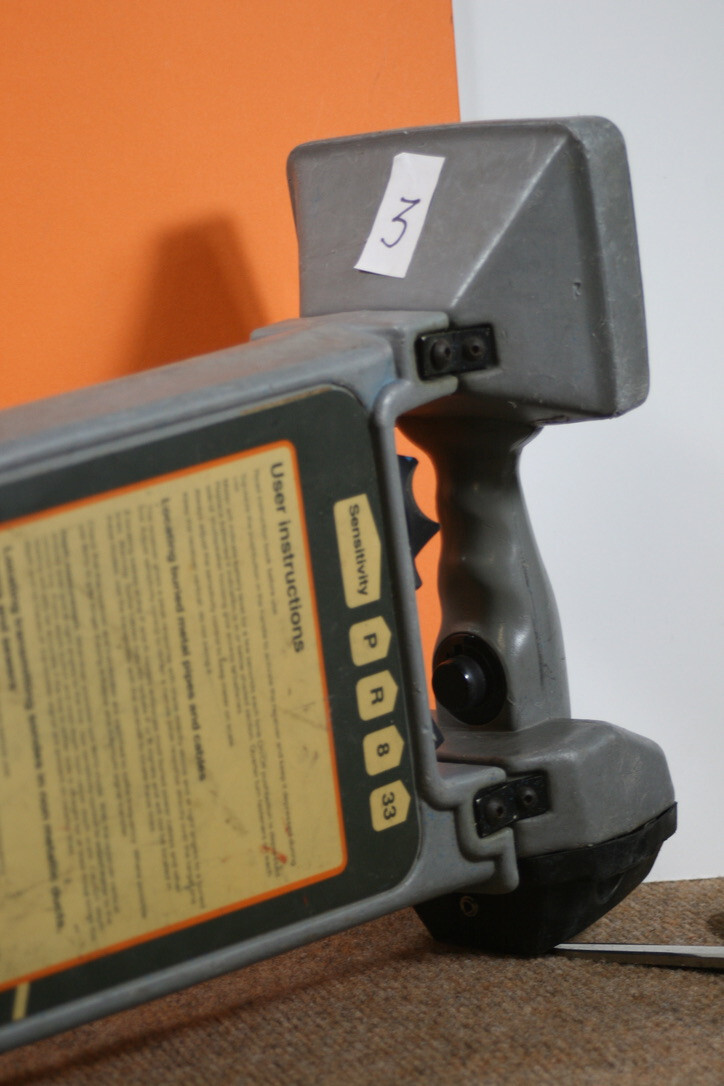 Radiodetection RD400 FFL Fd400 Cable & Pipe Detector Locator for sale ...