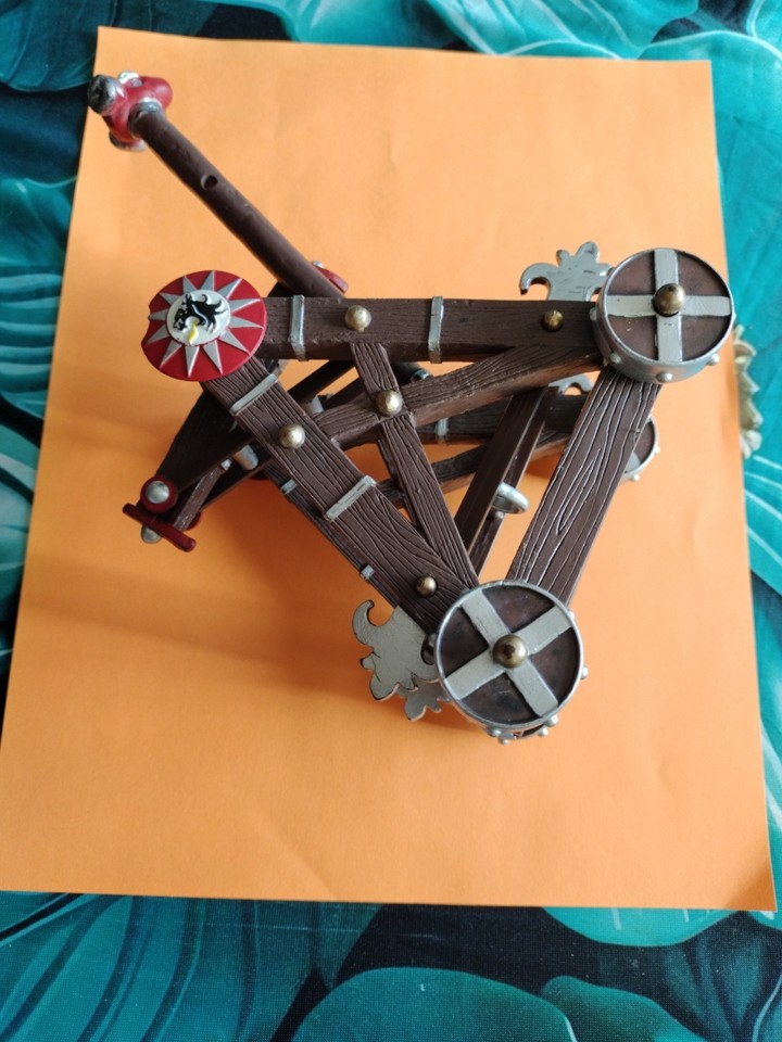 Papo Battering Ram with black Dragon Emblem (red dragon) Circa 2003. | eBay