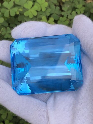 1010 Carat Top Big Size Emerald Cut Electric Swiss Blue topaz For ...
