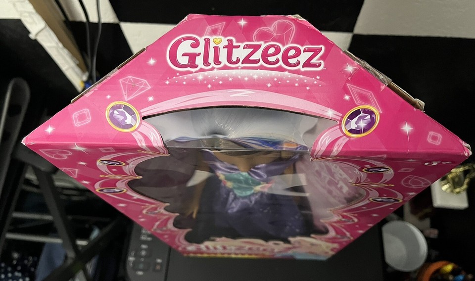 Glitzeez Princess Doll NIB Brown Eyed Brunette 18" Doll | eBay