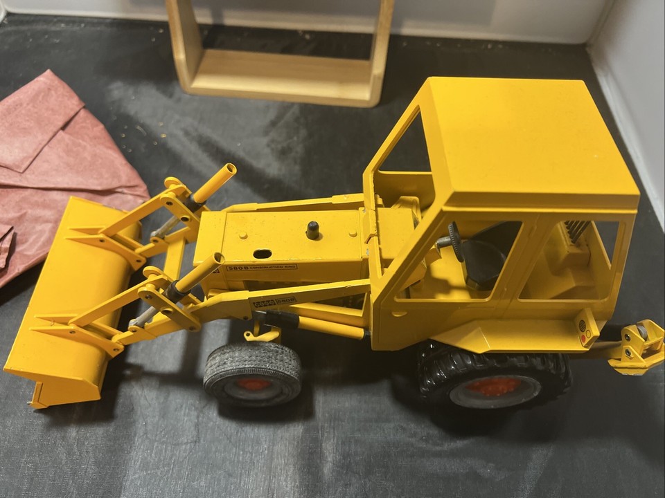 Gescha Case 580B Construction King Loader Backhoe 1/16 Never Displayed ...