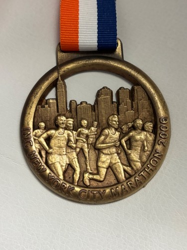 2006 NYC New York City MARATHON MEDAL Abbott World Marathon Majors | eBay