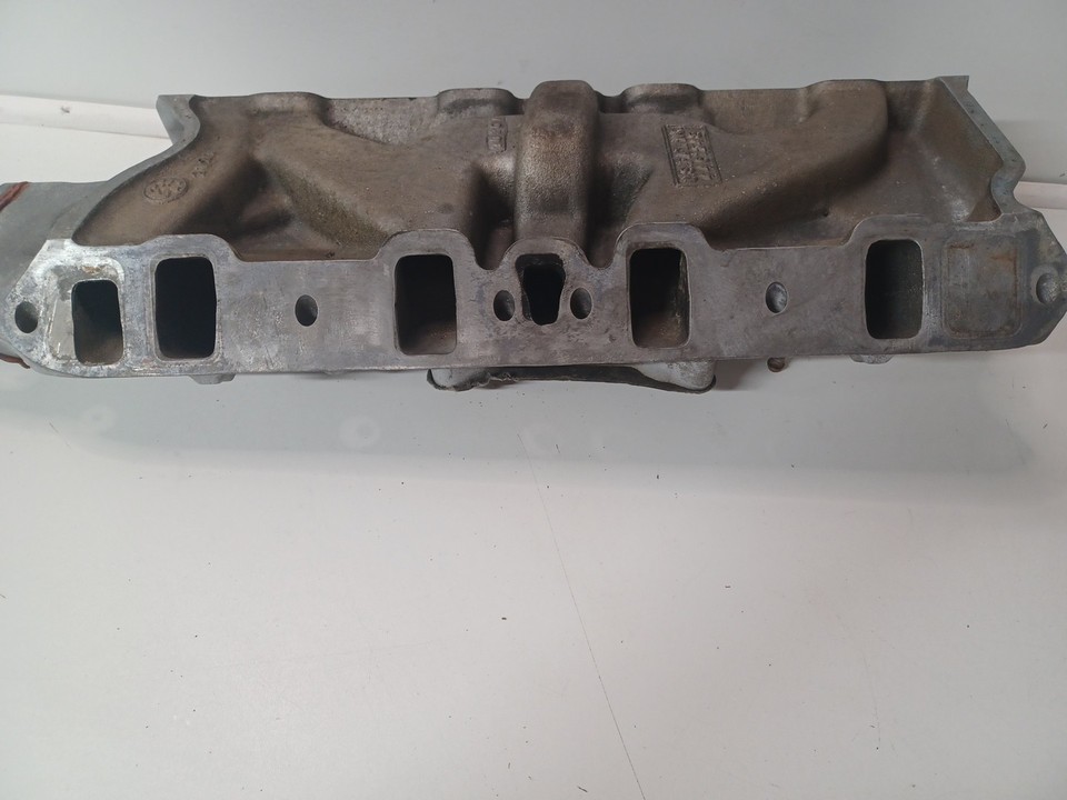 Edelbrock 2121 Performer 289 Intake Manifold for Small-Block Ford SBF ...