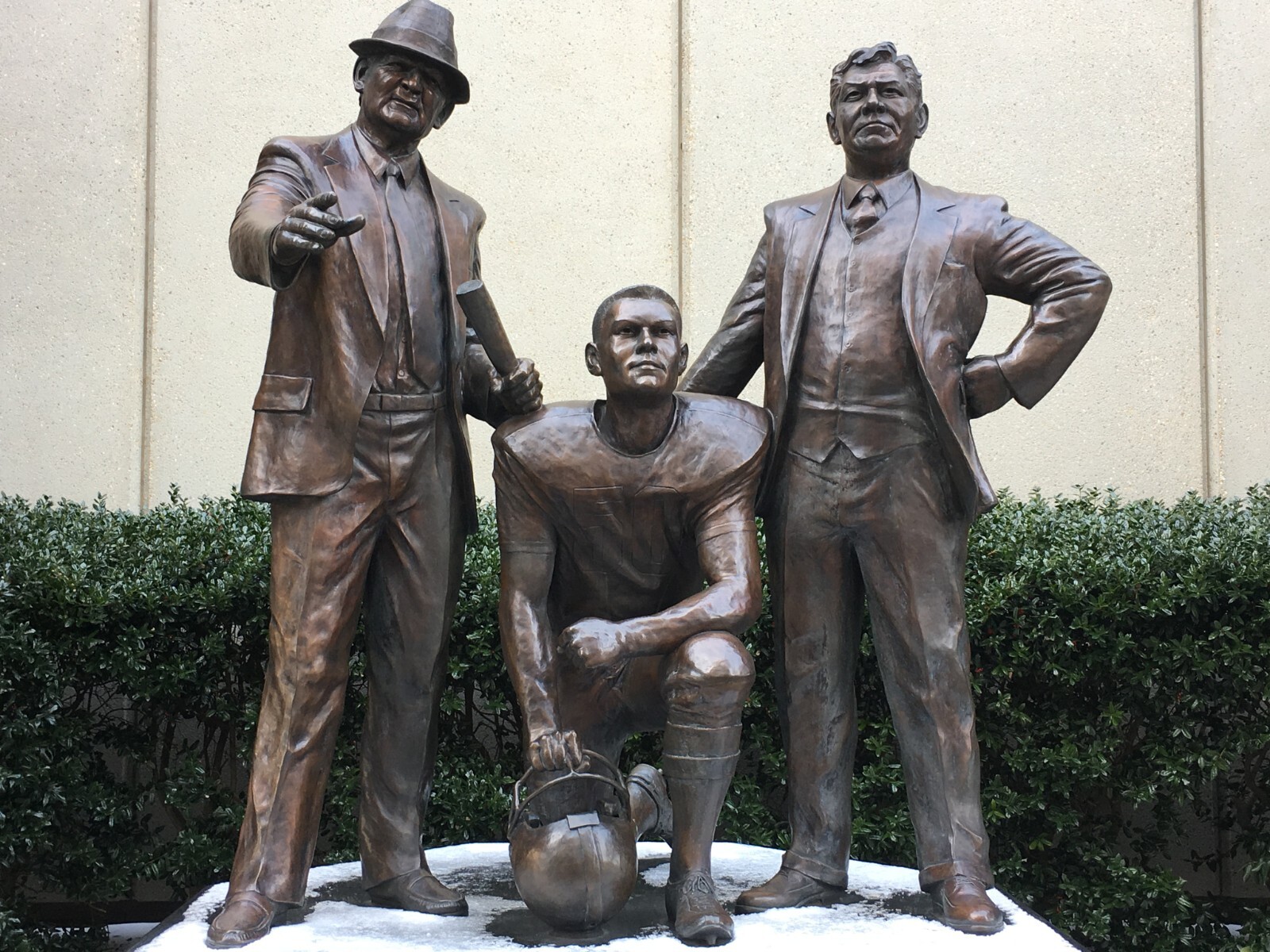 College Football Coach Paul Bear Bryant Statue Picture Photo Print 5"x7 ...