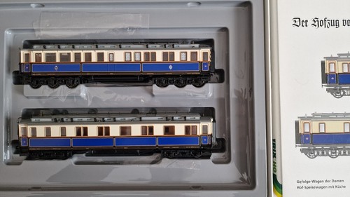 Trix Hofzug von Kaiser Wilhelm II Set: Lok + Wagons, 21240, 21241 ...