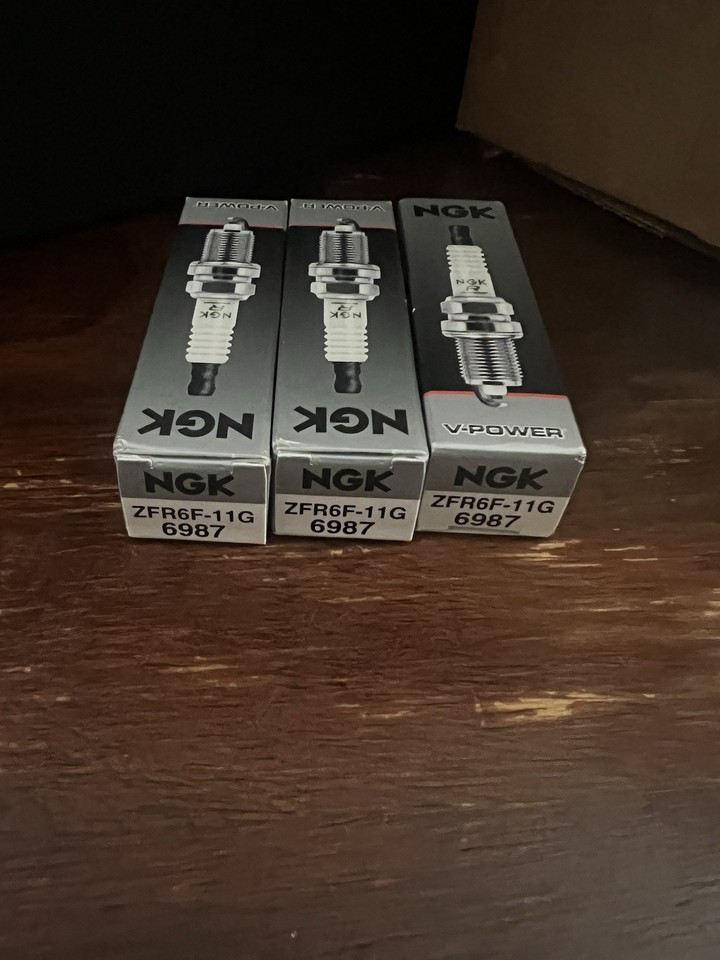 3 NGK Resistor Type ZFR6F-11G 6987 Spark Plugs for Dodge Dakota Jeep ...