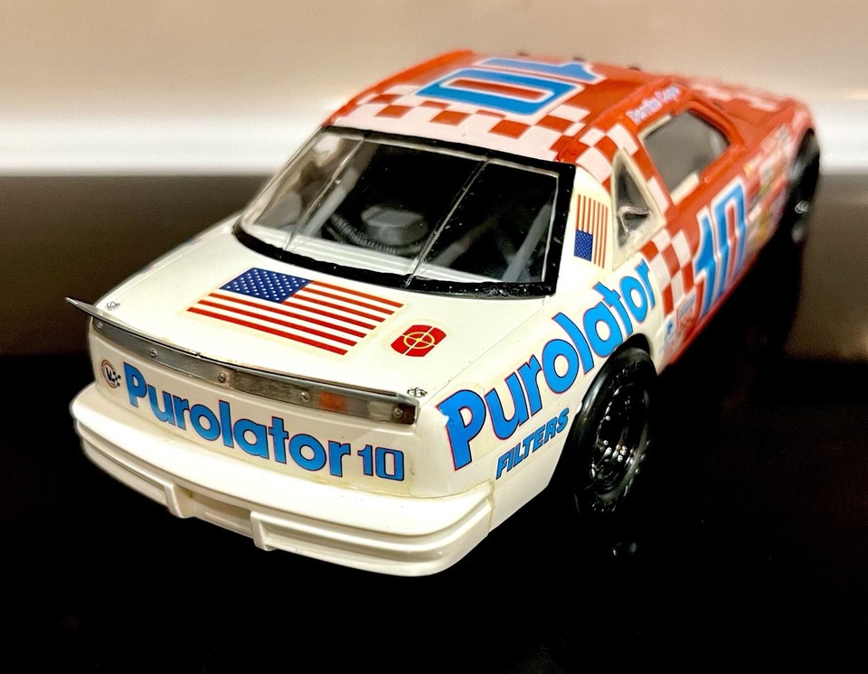 🏁 Built Model Car Kit Vintage 1991 Monogram # 10 PUROLATOR LUMINA 1/24 ...