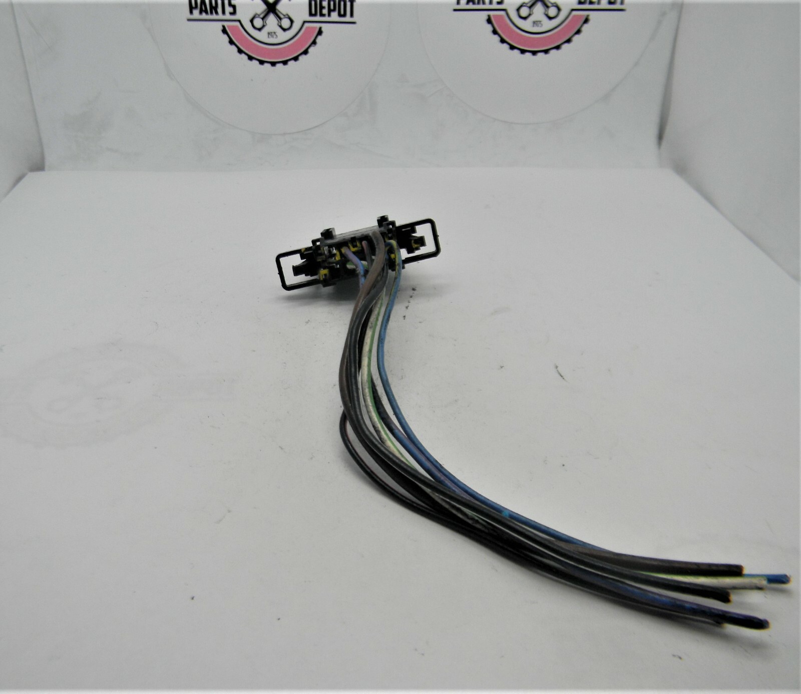 AUDI 2004 A8 8 PORT 6 PIN ELECTRICAL CONNECTOR PLUG PIGTAIL 3B0972724 ...