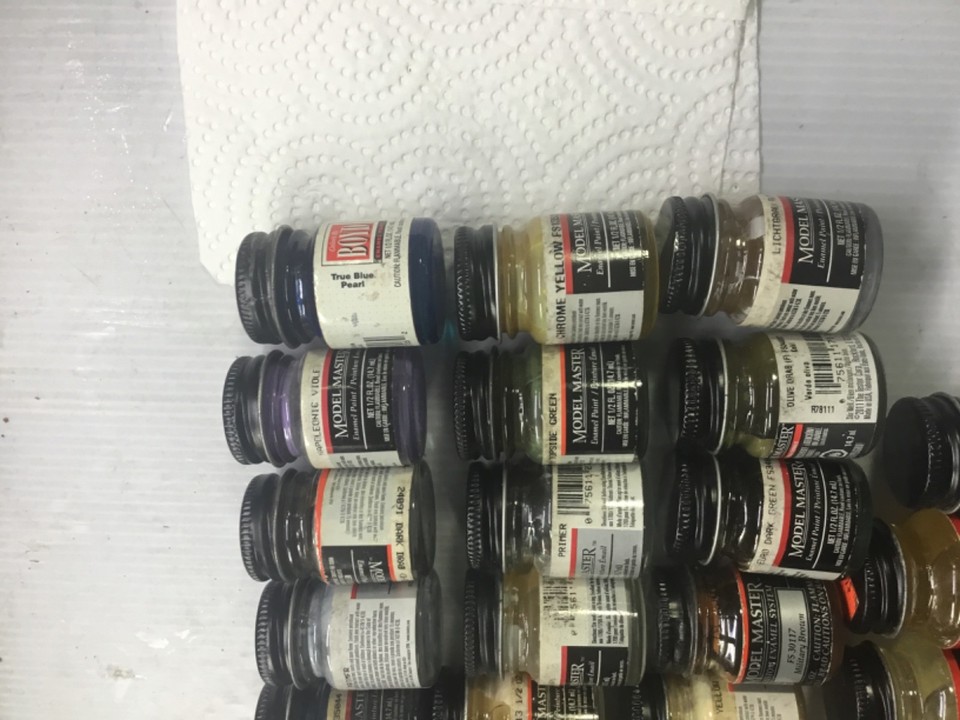 Model Master Enamel Paint L.ot of 28 | eBay