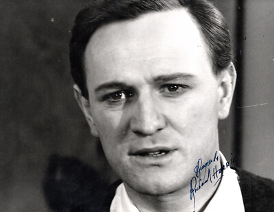 IRICH ACTOR RICHARD HARRIS, SIGNED VINTAGE STUDIO PHOTO | eBay