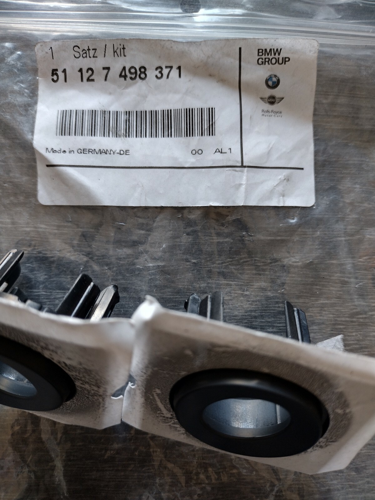 NEW OEM BMW G30 518D 520D ED 520DX SET MOUNTING PDC/PMA SENSOR REAR ...