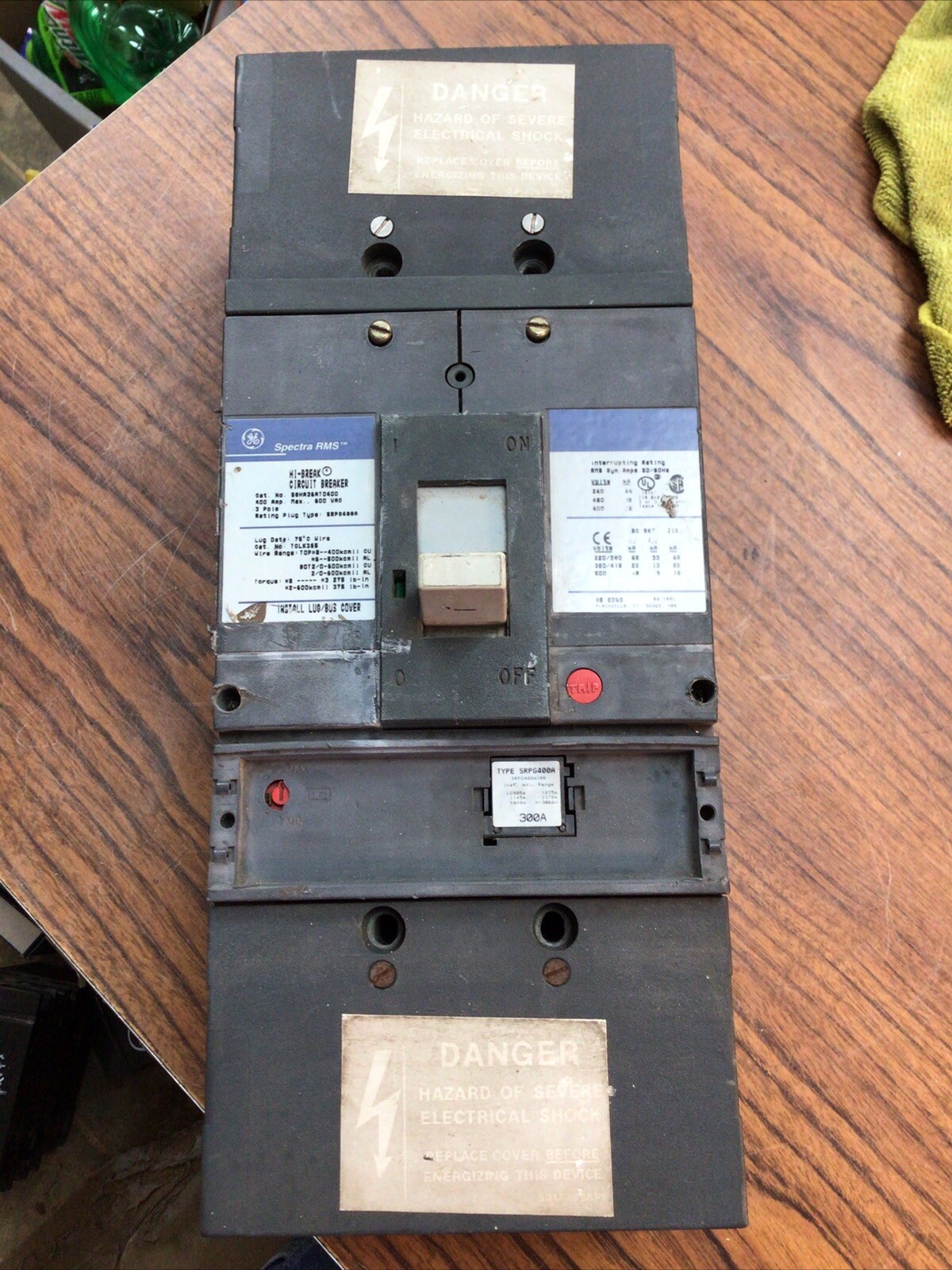 GE Spectra RMS Circuit Breaker SGHA36AT0400 400A 3P ^CONTINUITY TESTED ...