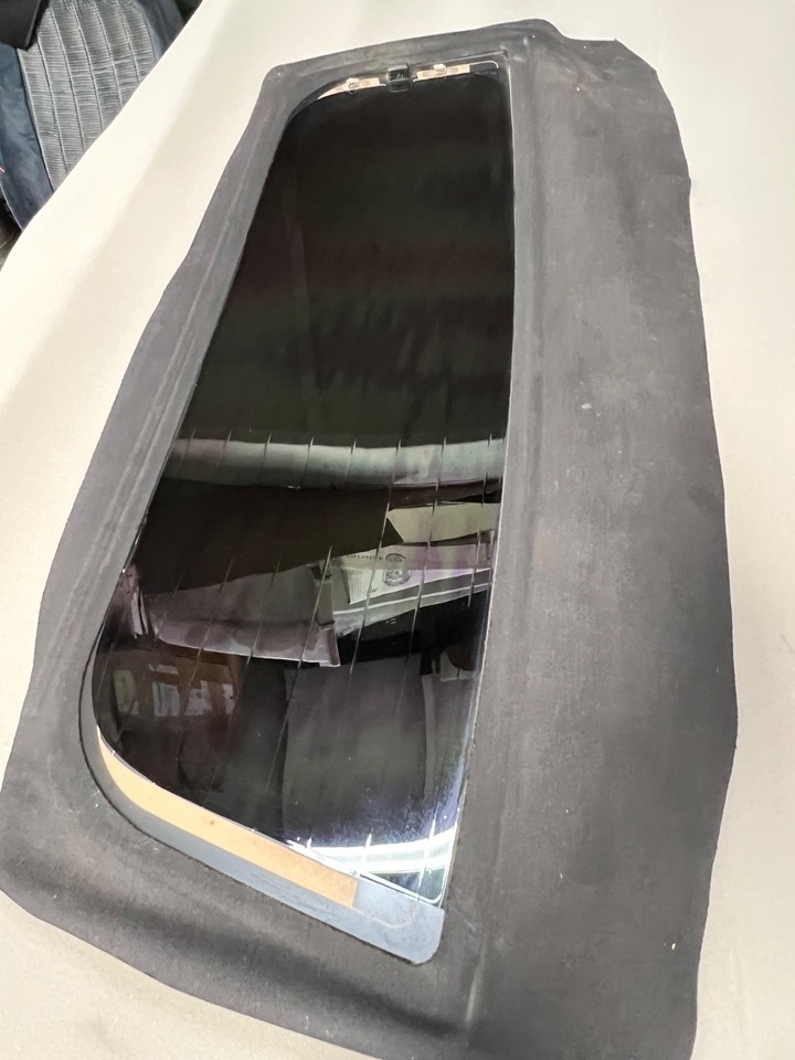 02-09 HONDA S2000 REAR SOFT TOP GLASS WINDOW WITH DEFROST HONDA LOGO ...