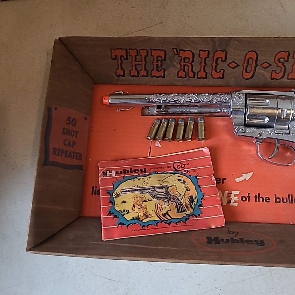 Vintage HUBLEY Ric-O-Shay Colt .38 Western Cowboy Toy Cap Gun Pistol ...