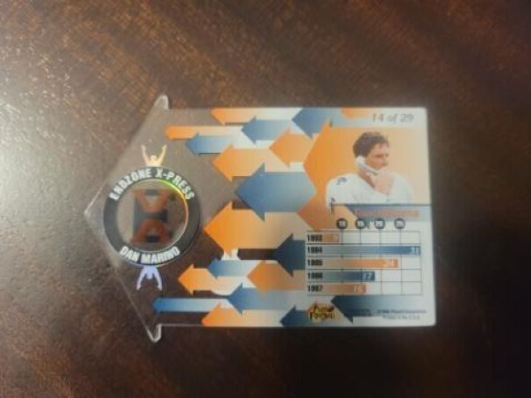 1998 Playoff Momentum SSD Dan Marino Endzone X-Press Card#14 Mint Condition | eBay
