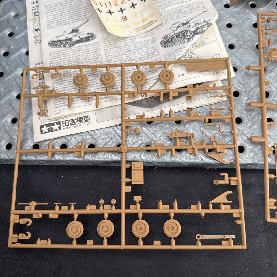 Sturmgeschütz IV SdKfz 163 - 1/35 Scale Tamiya Open Kit #MM-187 A8 ...