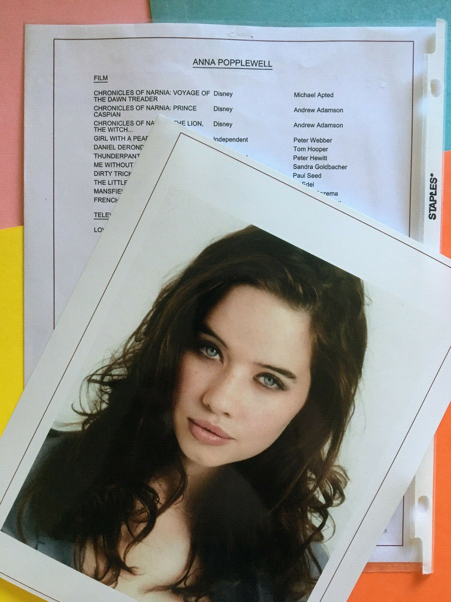 Anna Popplewell Cute