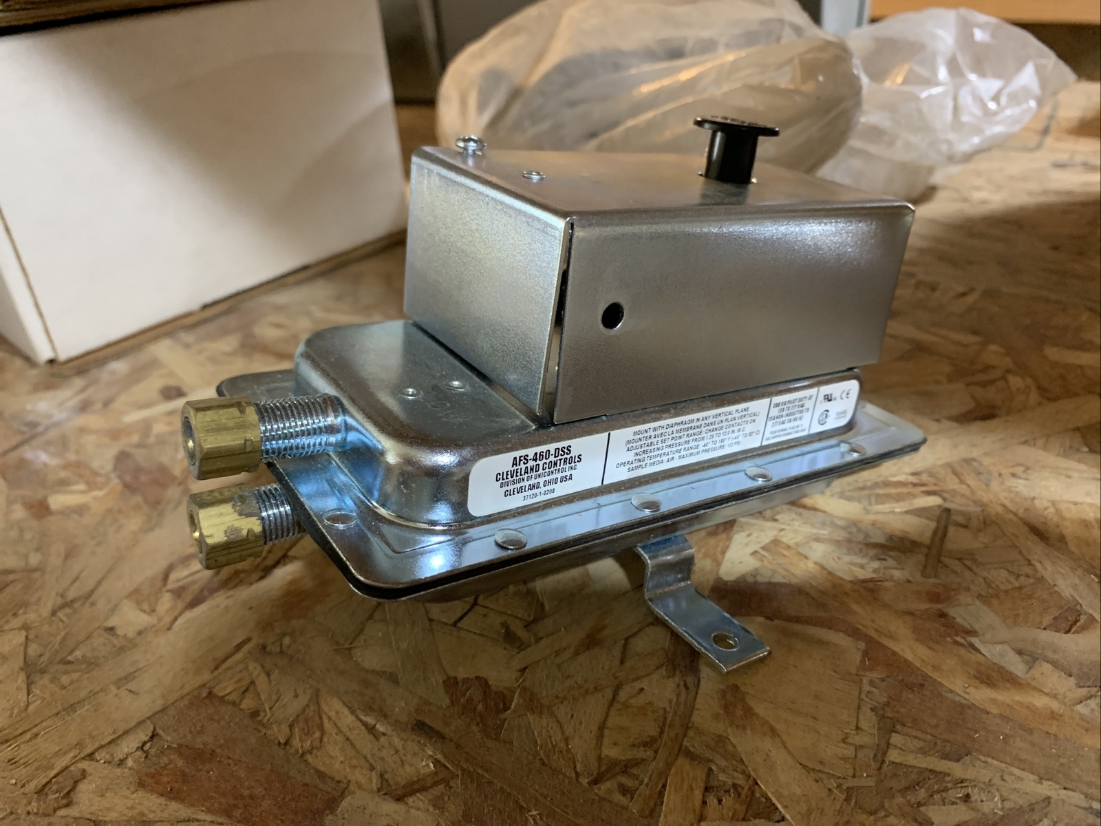 Cleveland Controls Air Flow Switch AFS-460 | eBay