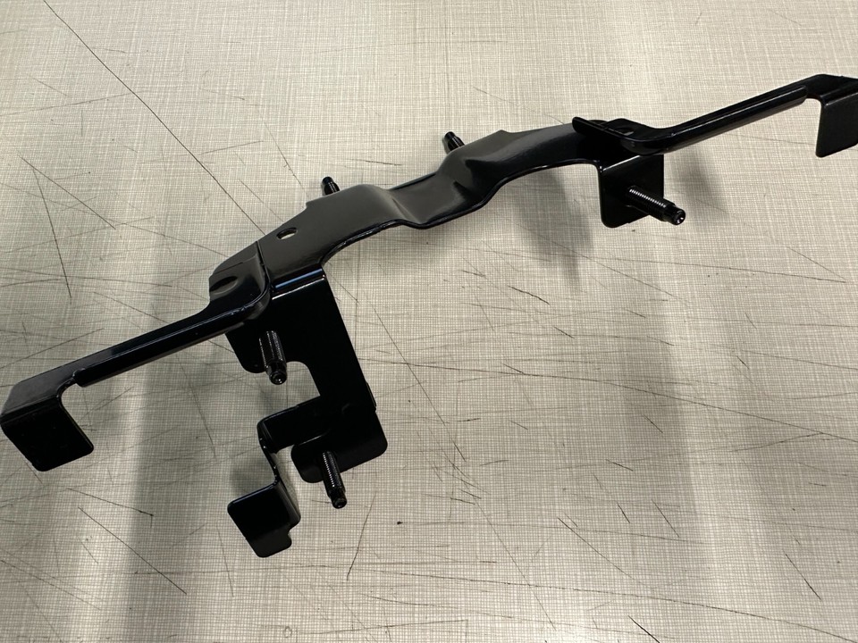 NEW OEM NISSAN FRONT DISTANCE SENSOR (RADAR) MOUNT BRACKET -2019-2021 ...