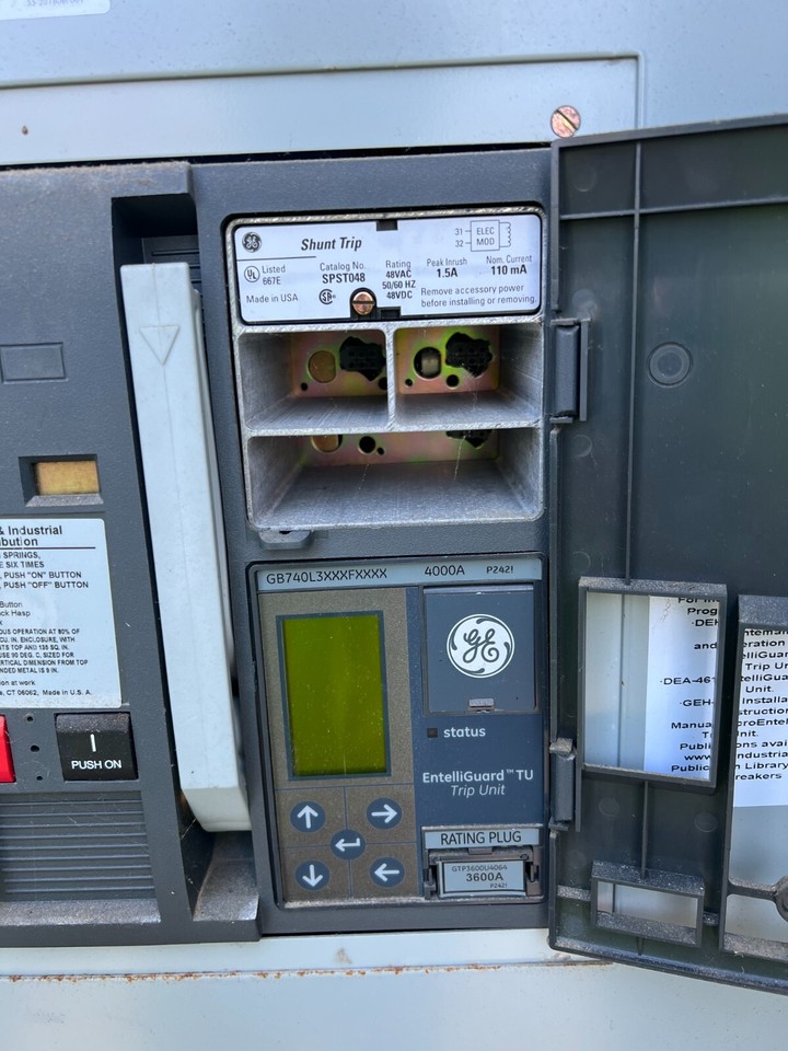 GE SPECTRA Switchgear, 4000 Amp MCB, LSIG trip, 600 Volt, NEMA 3R ...