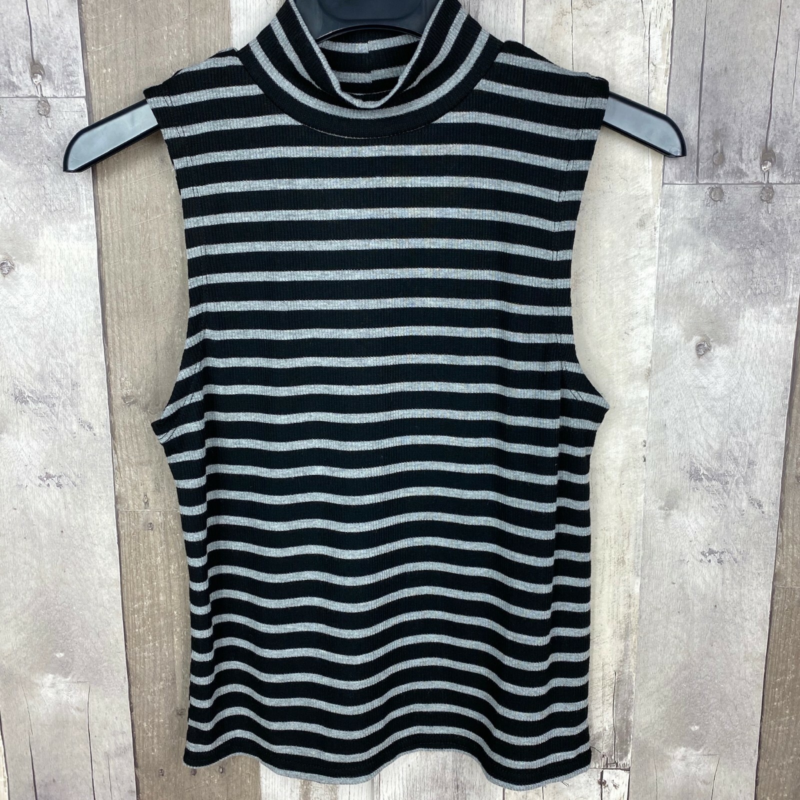 Poof New York Women Size Large Mock Neck Tank Top Gray Black Striped ...