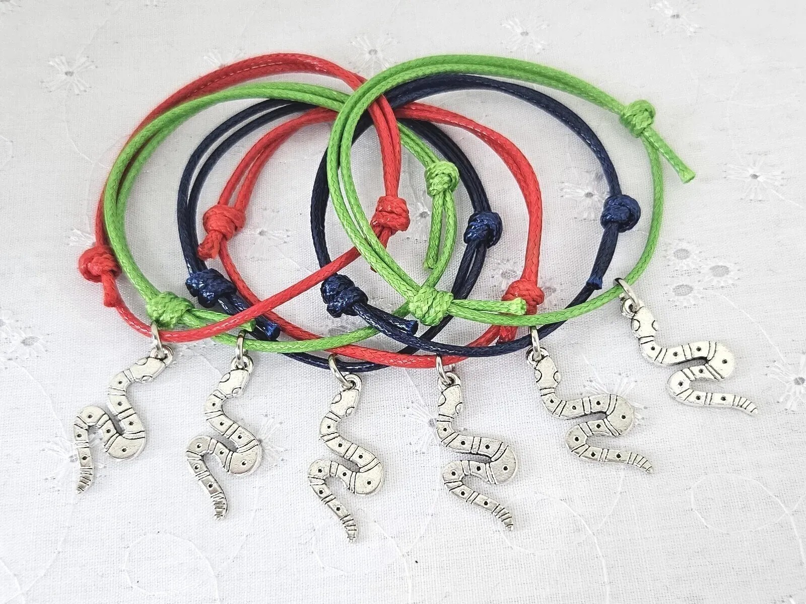 6 SNAKE FRIENDSHIP BRACELETS REPTILE PARTY BAG GIFT PRIZE FAVOURS | eBay UK