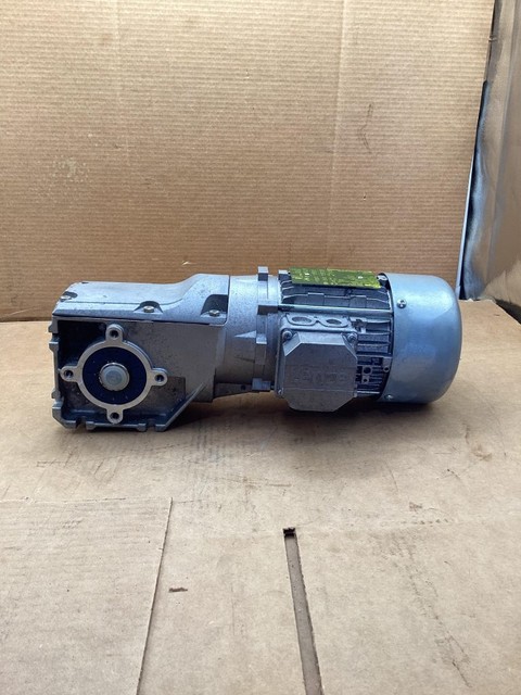 Lenze Gear Motor 3-mot EN60034 W/ Gearbox G50bb124mhar2c for sale ...