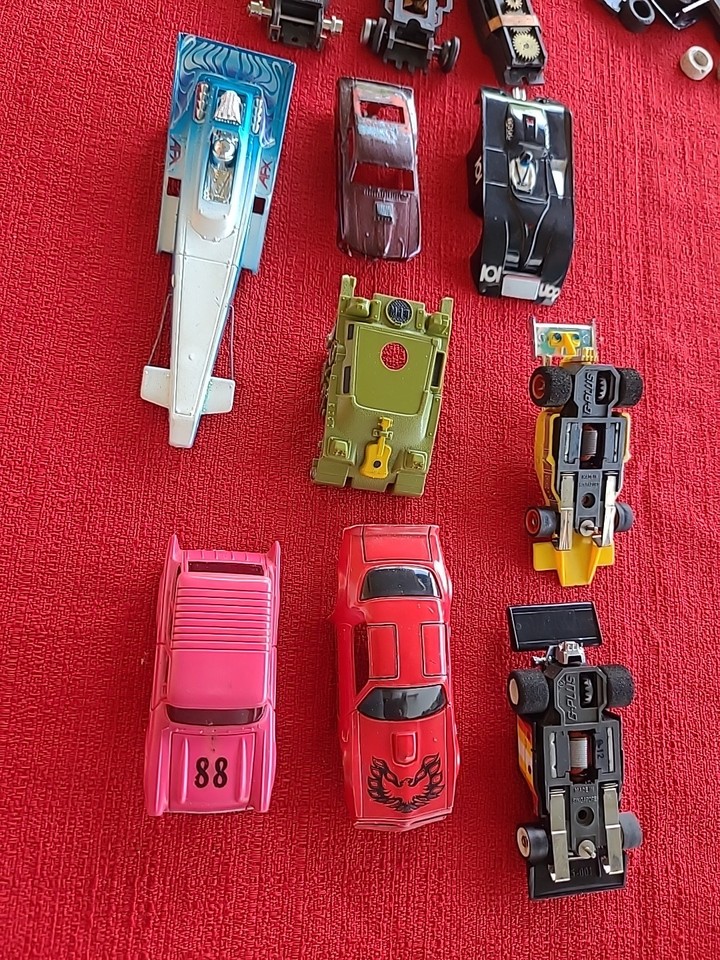 VINTAGE SLOT CARS LOT - AFX - BODY- PARTS - AURORA - T JET JUNK YARD ...