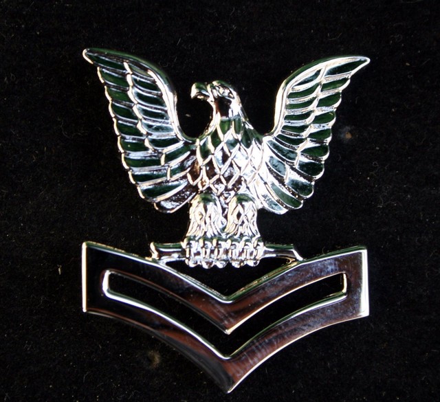2nd CLASS PETTY OFFICER LAPEL HAT PIN US NAVY RT E5 PO2 USS CROW ...