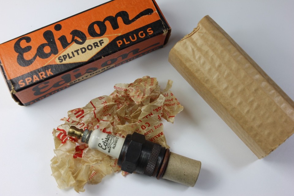 Vintage EDISON - SPLITDORF Albanite Insulated # 53 Collector Spark Plug ...