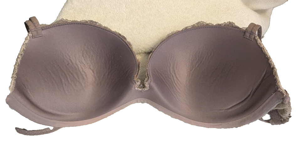 Victoria Secret, Very Sexy, Padded Demi Cup Bra With Lace covered cups ...