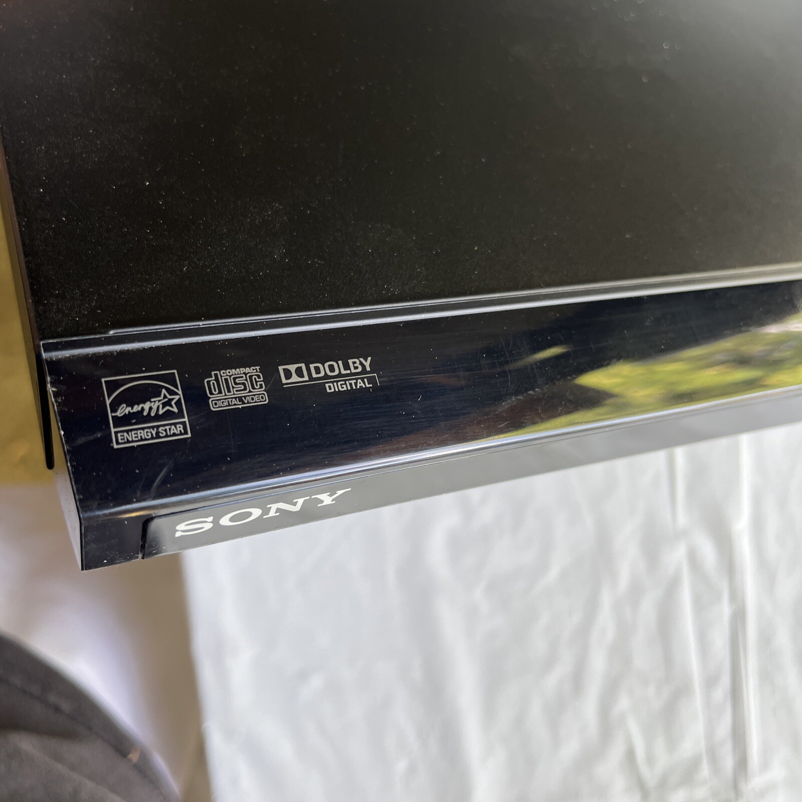 Sony DVD Player - DVP-SR210P Ultra Slim Design, Black with Remote ...