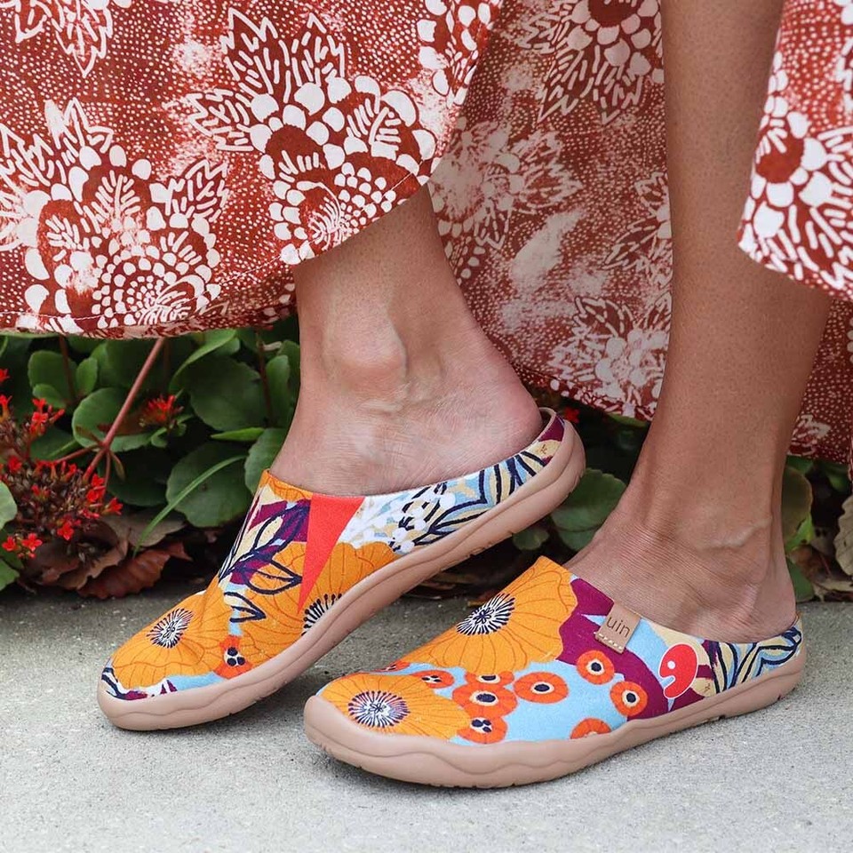 Women Size 5-12 NWT UIN Slip On Shoes Canvas Slipper "Marigolds" | eBay