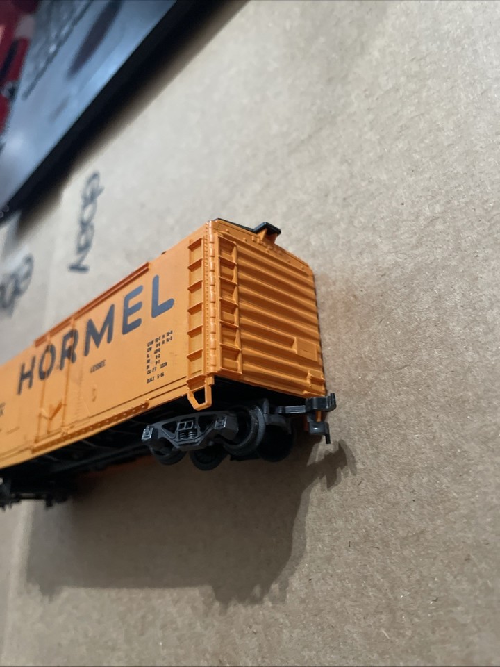 USED AHM HO Scale 40' Box Car Hormel NADX #5314 Read Description | eBay