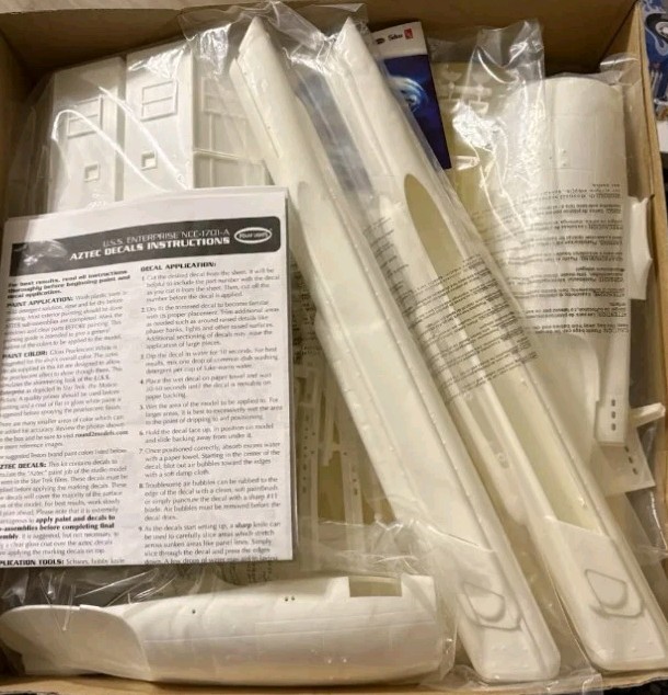 STAR TREK USS ENTERPRISE NCC-1701-A MODEL KIT | eBay