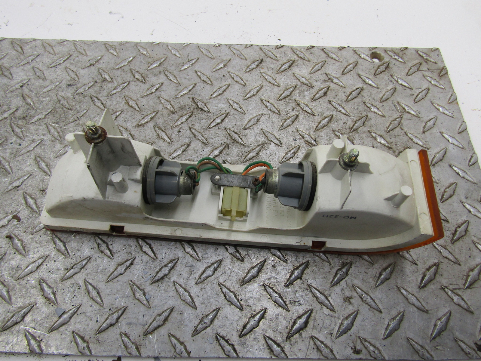 1986 HONDA GOLDWING 1200 LEFT REAR TURN SIGNAL LIGHT INDICATOR HAS ...