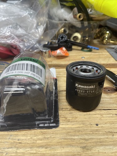 KAWASAKI Oil Filter 15-25 HP 49065-0724 - Replaces 49065-0724, 49065 ...