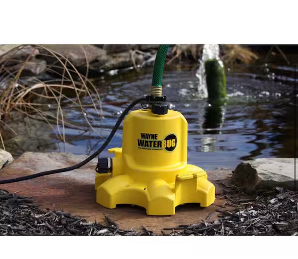 Wayne WWB 1/6 HP WaterBUG Submersible Utility Pump w Multi-Flo ...