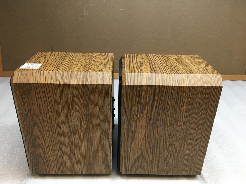 Boston Acoustics HD5 Woodgrain Bookshelf Stereo Speaker Pair 8 ohm Made ...