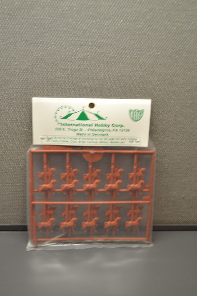 International Hobby Corp IHC #4403 HO Horses - Brown (Pack of 20) | eBay