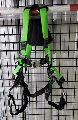Safety Harnesses - Miller Revolution