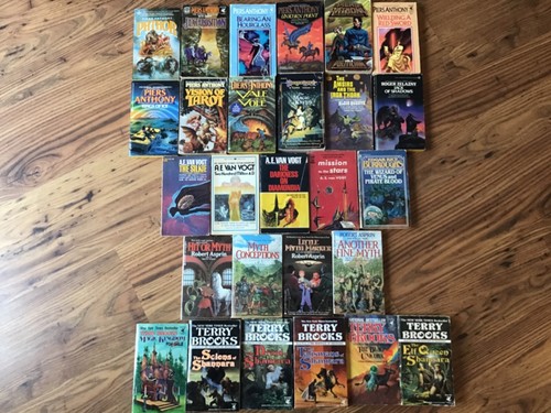 Lot of 27 VTG Sci-fi/Fantasy PB - Piers Anthony, Terry Brooks, Robert ...