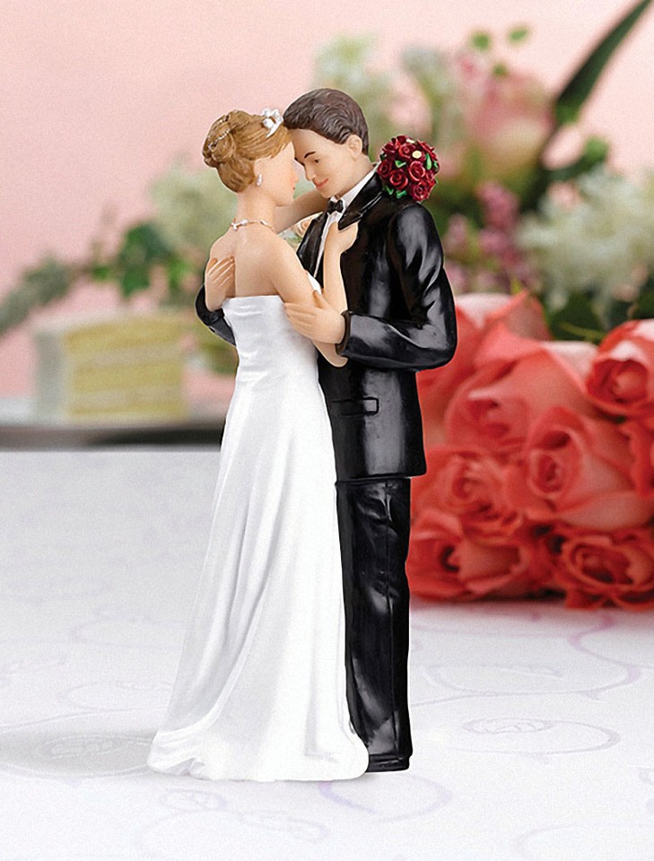 Romantic Resin Wedding Cake Topper Figure Bride & Groom Couple Bridal ...