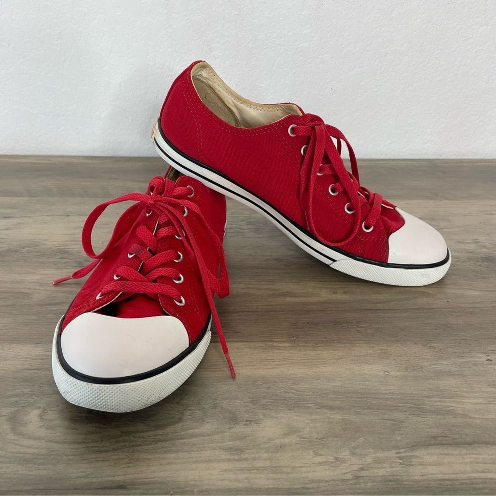 Lacoste Red Mesh Tennis Shoes - Gem