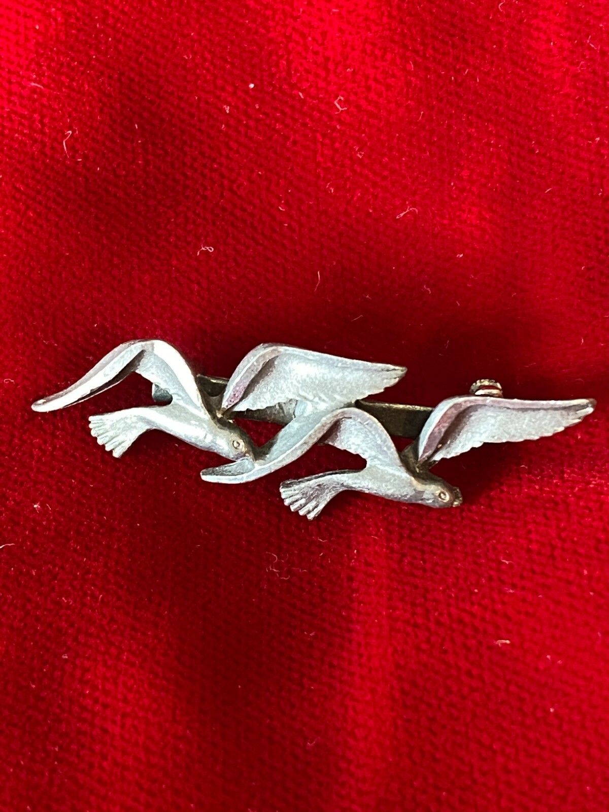 Pewter Two Seagulls Birds In Flight Vintage Brooch Pi… - Gem